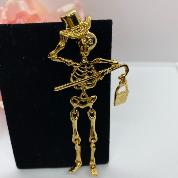 Jewelry | Vintage Gold Tone Skeleton Halloween Pin | Poshmark